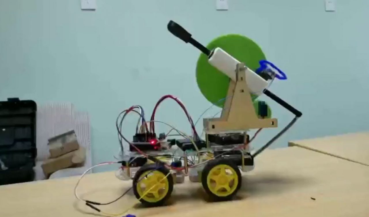 Handle-controlled Ball-throwing Game Car | UM-SJTU JI